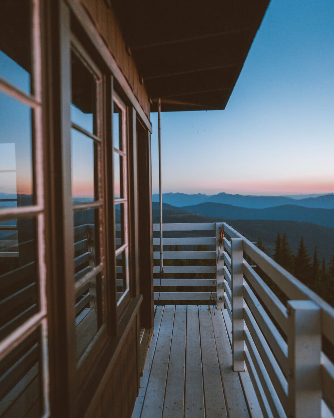 Everything to Know About Gem Peak Lookout Tower